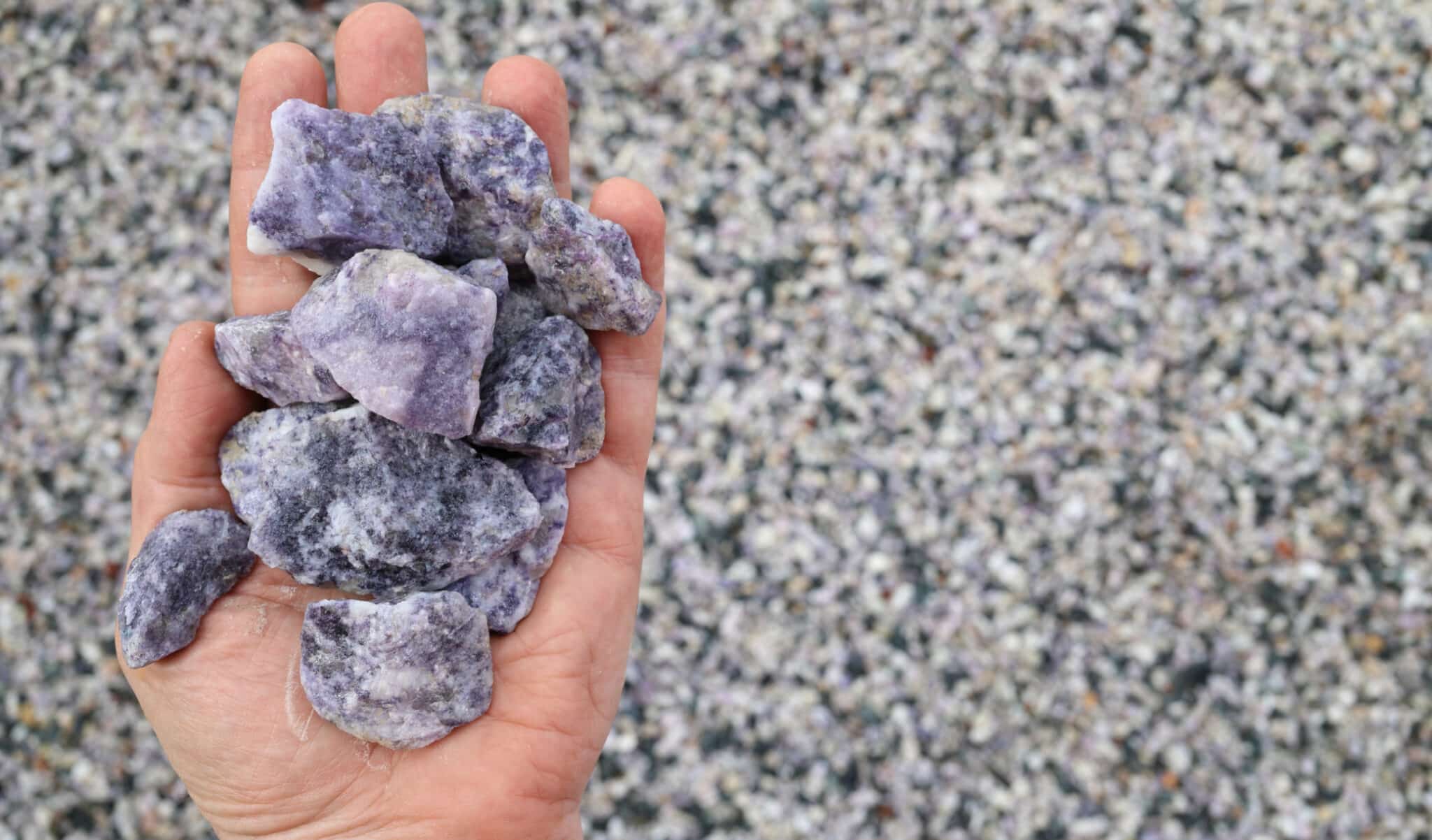 Découverte d’un gisement de lithium à 600 milliards d’euros : qui est l ...